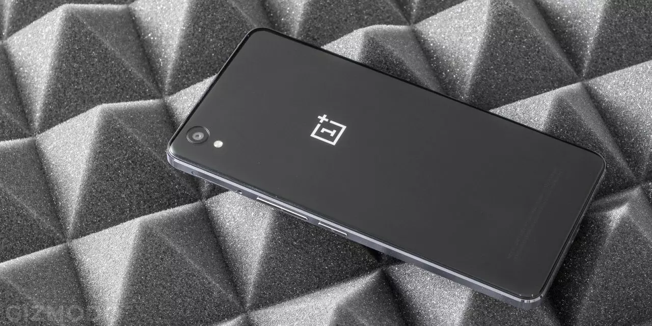 OnePlus X-recension: Bra på utsidan, bara OK på insidan