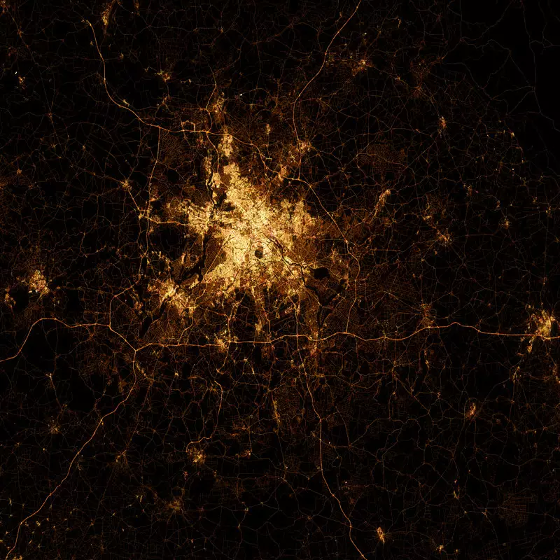 Te osupljive satelitske slike mest so bile res narejene s podatki