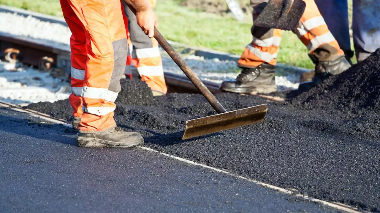 Vi kan nå asfaltere veier med brukt matolje