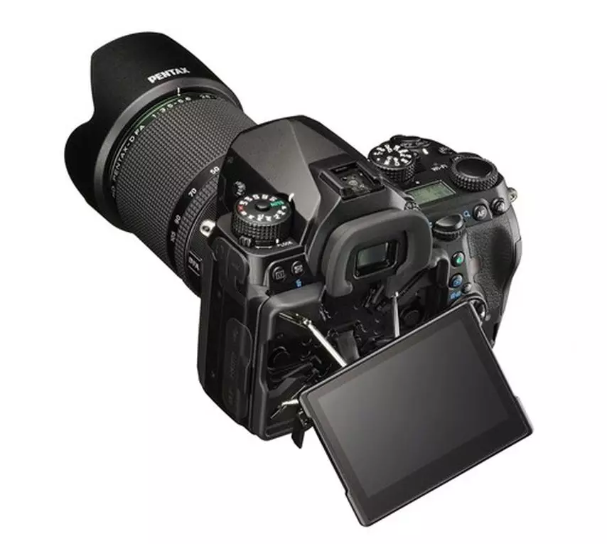 Առաջին Pentax Full-Frame DSLR-ը գեղեցկություն է