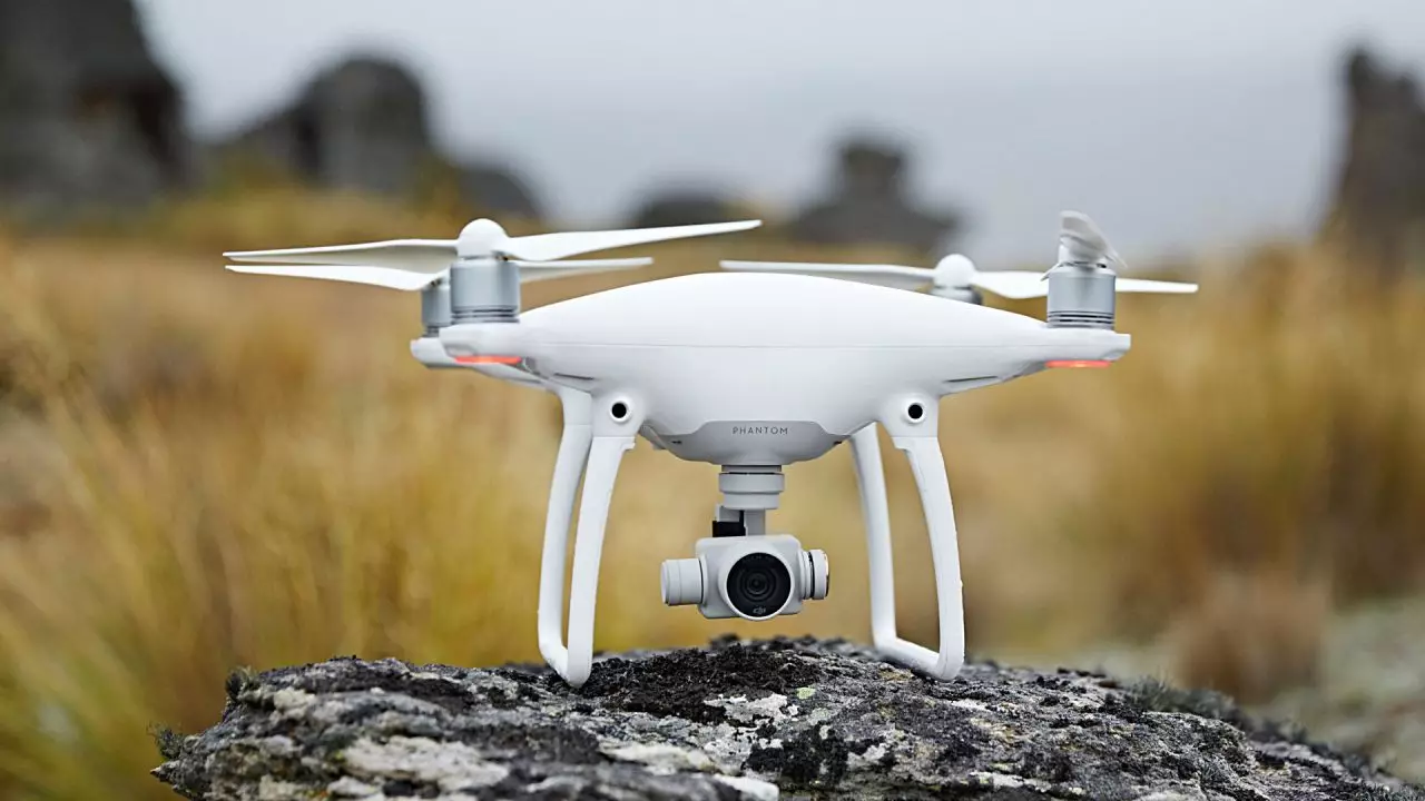 DJIs nye Phantom 4-drone er utrolig smart