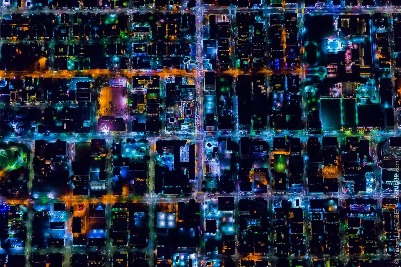 Những bức ảnh chụp từ trên không ngoạn mục về Los Angeles cho thấy bạn chưa bao giờ nhìn thấy nó