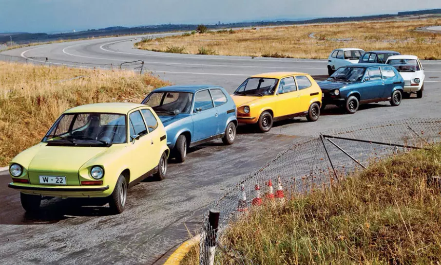 Disse nye og gamle bildene av den mest fantastiske VW-prototypen tipser om en fremtid som ikke var