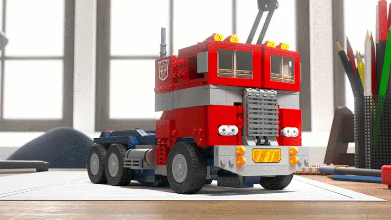 लेगो ऑप्टिमस प्राइम एक निर्दोष रेट्रो खिलौना मैशप है जो वास्तव में रूपांतरित होता है