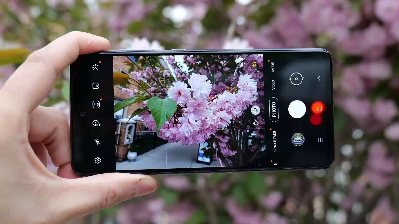 Galaxy A52 5G de la Samsung vă oferă cel mai mult telefon pentru banii tăi 108158_6