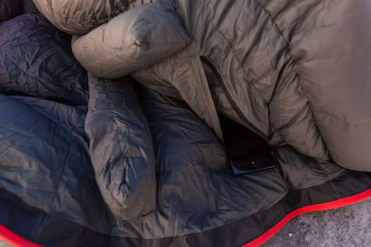 ヒマラヤの-34°C寝袋に這うのはどんな感じか
