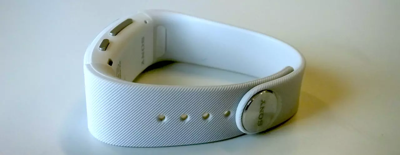 Sony SmartBand - бұл жылдам жұмыс істейтін электронды сияға арналған иілгіш