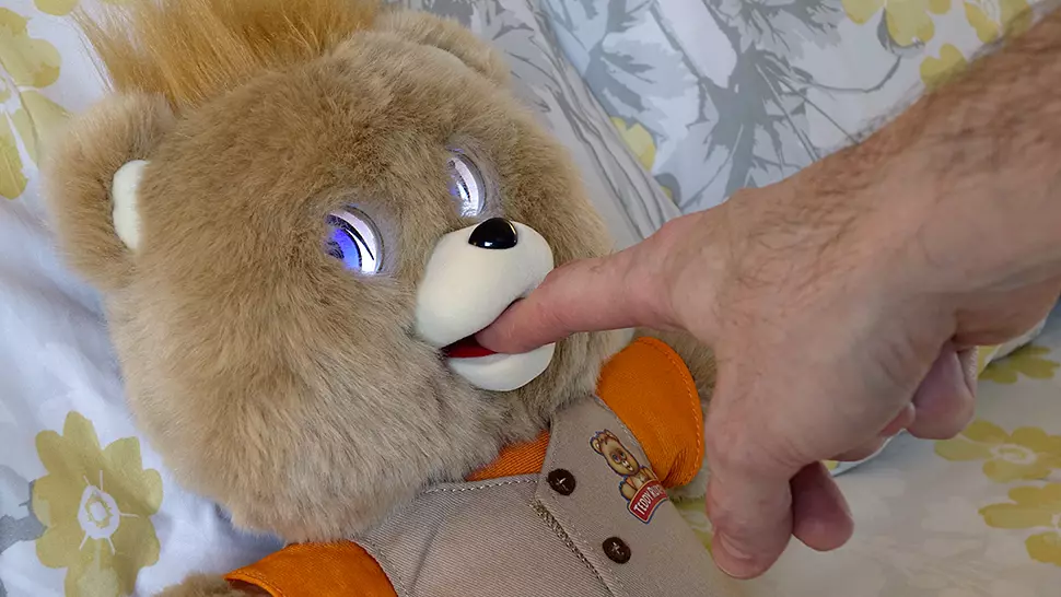 Teddy Ruxpin: ការពិនិត្យឡើងវិញរបស់ Gizmodo