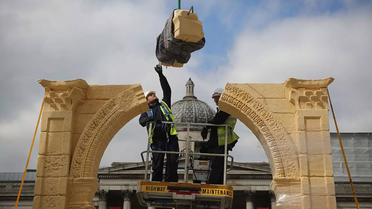 Ihe oyiri nke Arch of Triumph nke Siria wuru na London Site na nyocha 3D