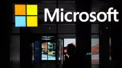 تقول Microsoft إن قراصنة SolarWinds قاموا أيضًا بدخول شفرة المصدر الخاصة بها