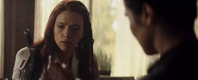 Thyerja e së kaluarës vdekjeprurëse dhe lidhjet e librit komik të trailerit të parë të Black Widow