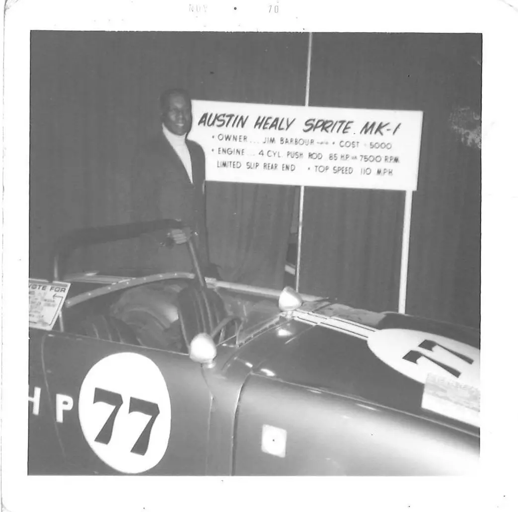 Alates Tuskegee Airmanist kuni võidusõitja ristiisani on Jim Barbour elav legend, millest te ei tea