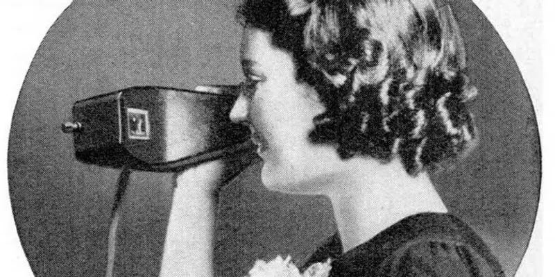 Nke a 'Television Monocle' Site na 1938 bụ ihe nzuzu na ọmarịcha