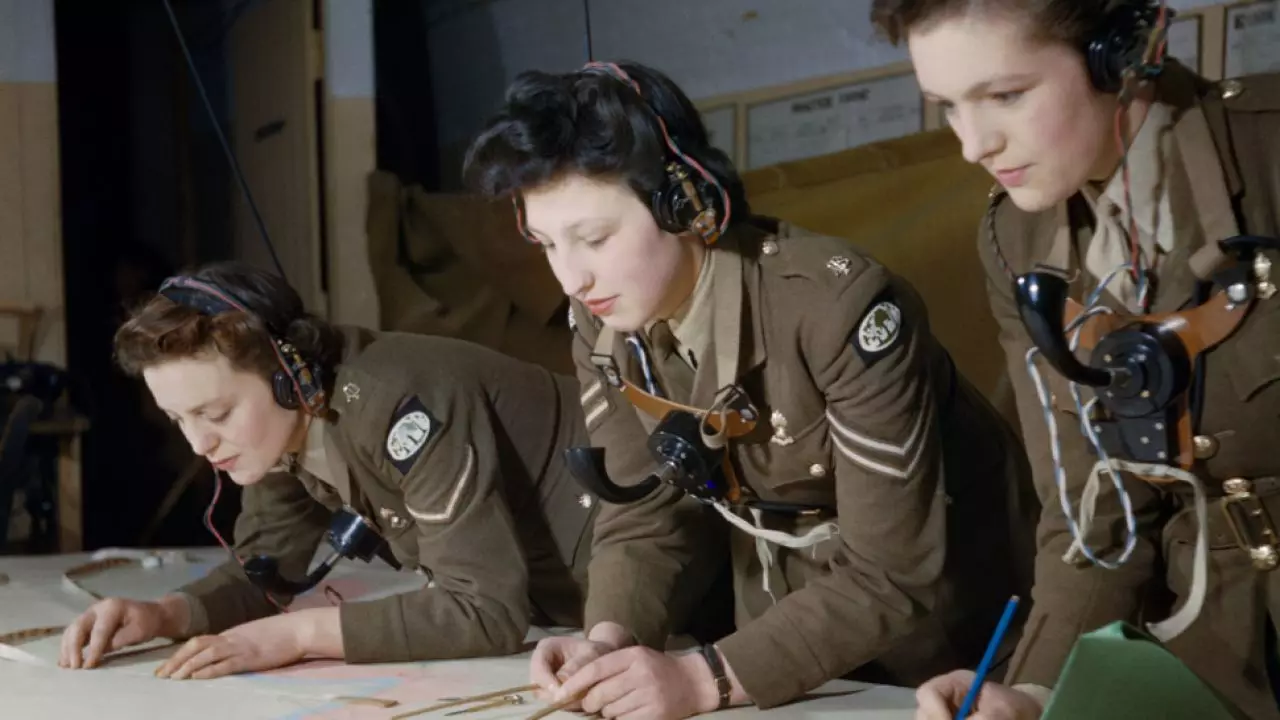 Ці рідкісні кольорові фотографії часів Другої світової війни неймовірні