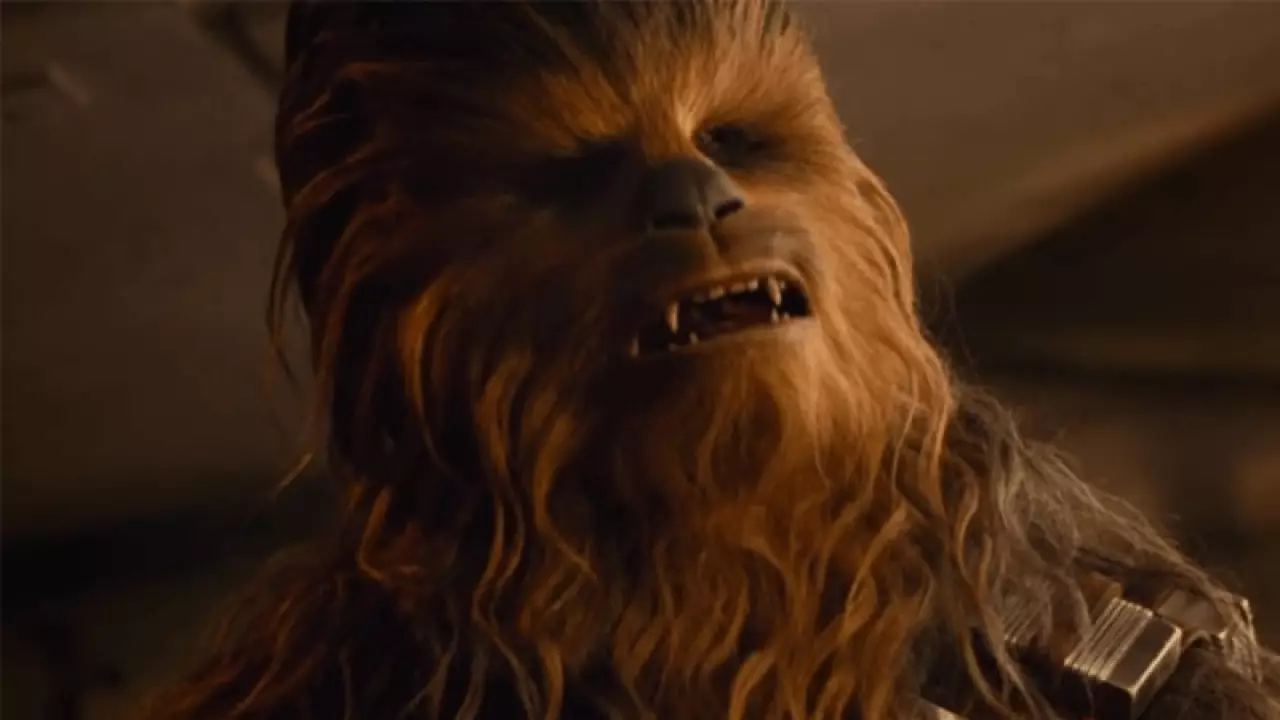 El motiu pel qual el moment de la medalla Chewie de Skywalker és tan estrany