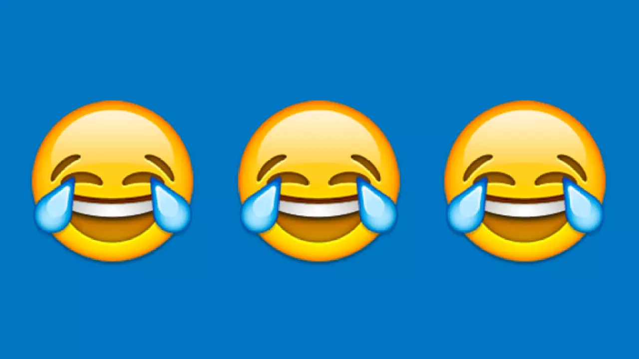 Og årets ord i 2015 er ... ansiktet med gledestårer-emoji?