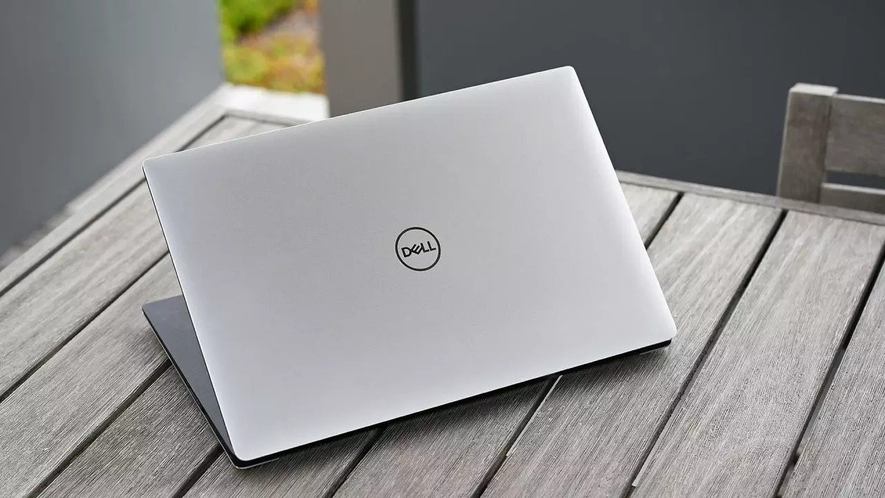 Шарҳи Dell XPS 15: Ноутбуки воқеан хуб барои қариб ҳама чиз