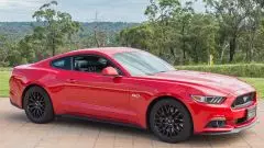 Ford Mustang: Rishikimi Australian