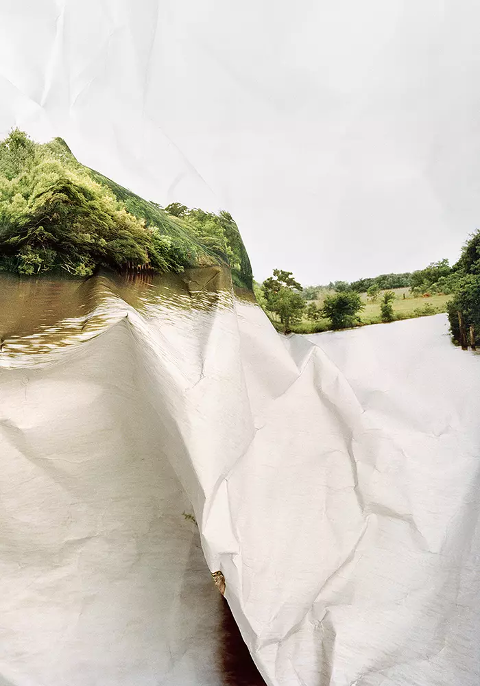 Vervormde landschapsfoto's zullen je realiteitszin verdraaien