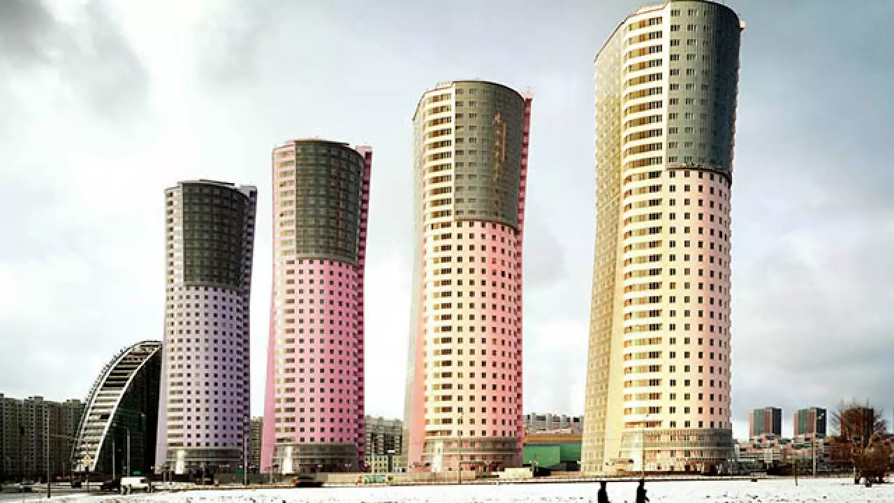 Снимките на постсъветските високи сгради са грандиозни и сюрреалистични