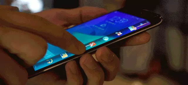 Samsung Galaxy Note Edge: Австралиялык Колдор