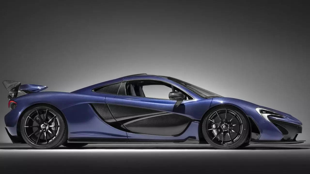 Konvertibleja më e shpejtë ndonjëherë e McLaren është bërë tërësisht nga fibra karboni