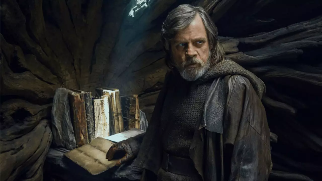 Hemî Tiştên Star Wars: The Last Jedi Novelisation Li Fîlmê Zêde Dike
