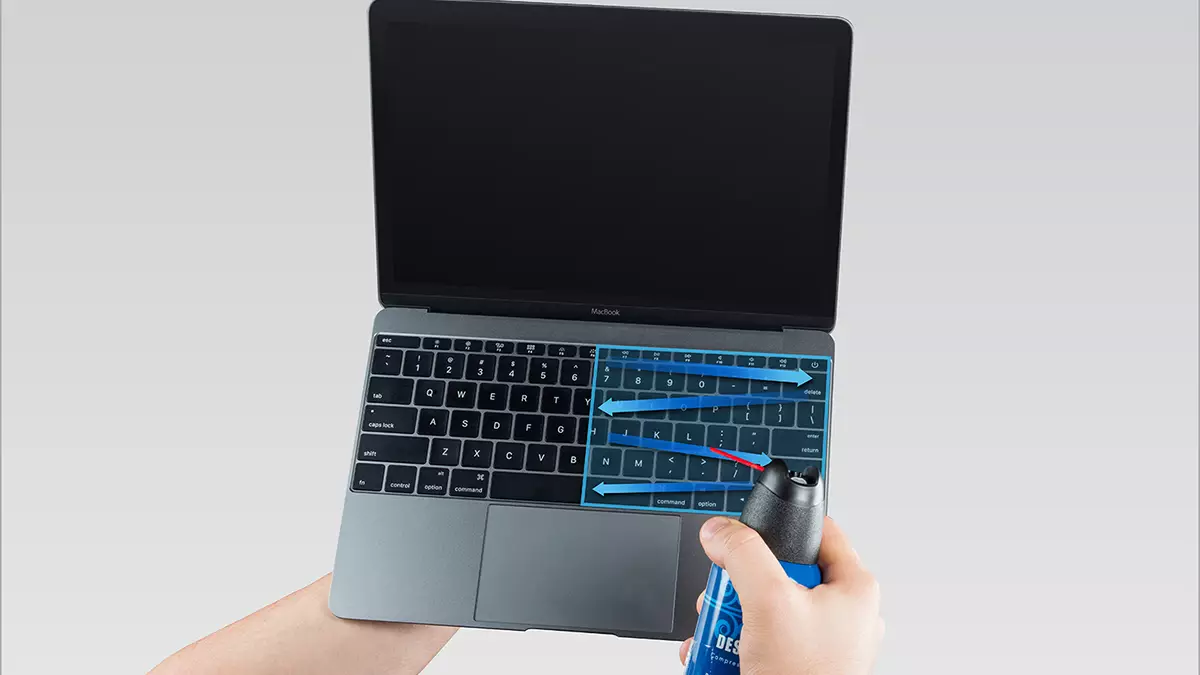 Todas as formas en que podes probar e arranxar un teclado pegajoso de MacBook