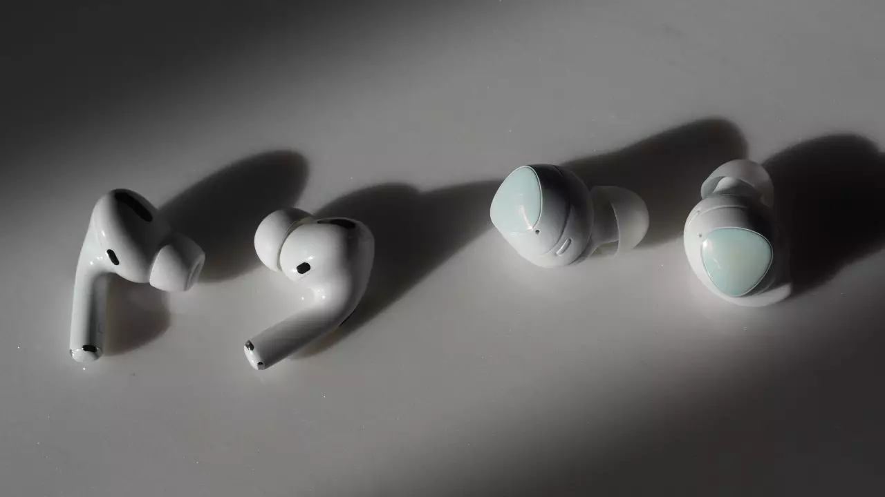 Samsungovi slušalki so verjetno poceni alternativa za AirPod, ki si jo želite 128654_4