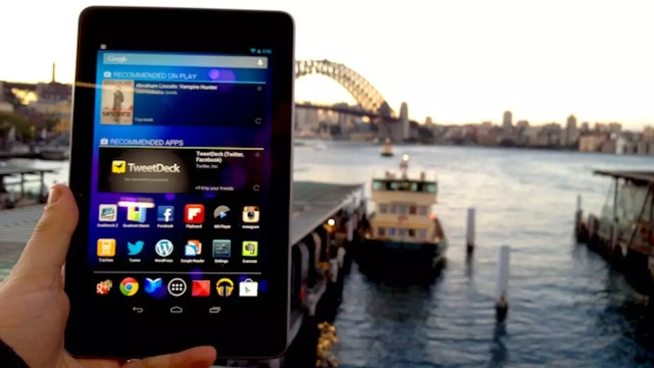 Nexus 7: Дастгирии Австралия