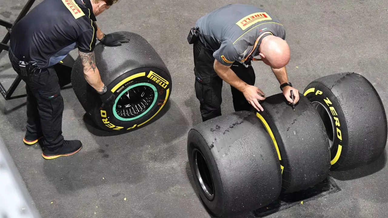 Dentro da operación masiva de pneumáticos de Fórmula 1 de Pirelli