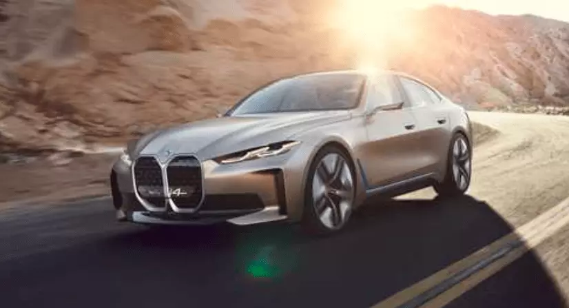 BMW تصور i4 اسان جي ويجهي نظر آهي اڃا تائين بي ايم ڊبليو جي مکيه هٿيار تي ٽسلا جي خلاف