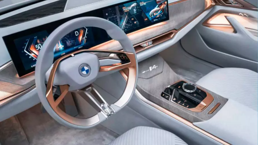 BMW Kontzeptua i4 BMWren Teslaren aurkako arma nagusiari gure begirada hurbilena da