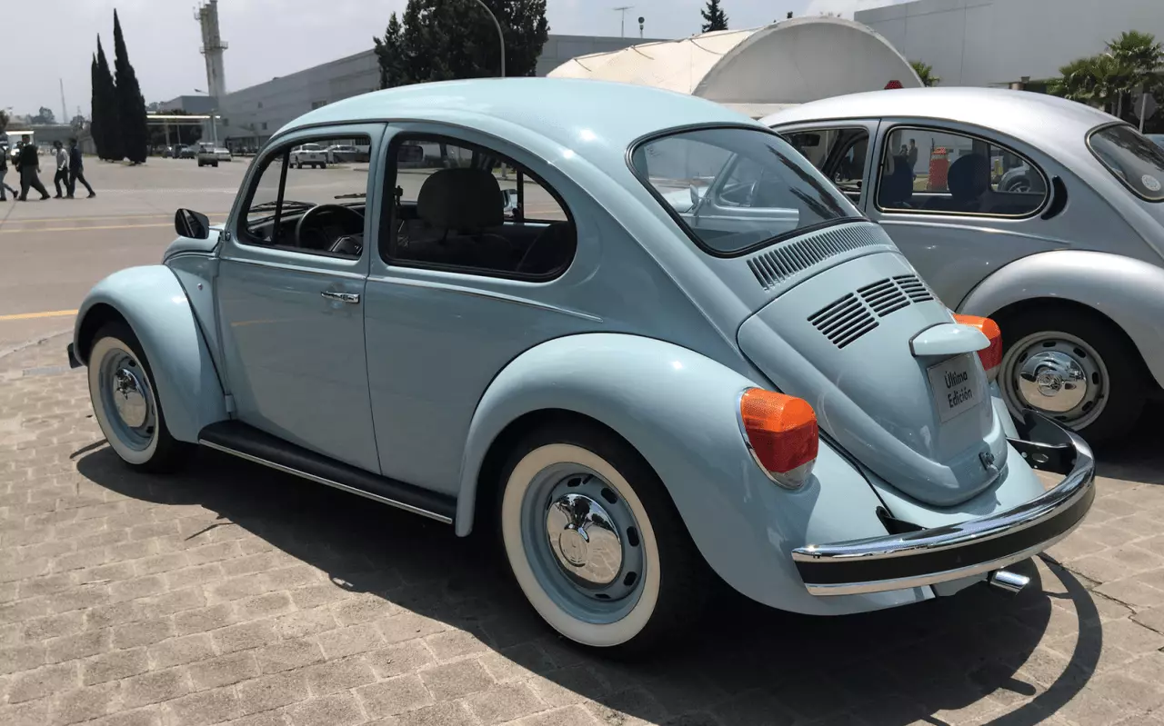 Ik krige einlings de geheime autokolleksje fan Volkswagen fan Meksiko te sjen