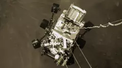 'پرجوش' تصویر میں ثابت قدمی روور کو مریخ کی سطح پر نیچے لاتے ہوئے دکھایا گیا ہے