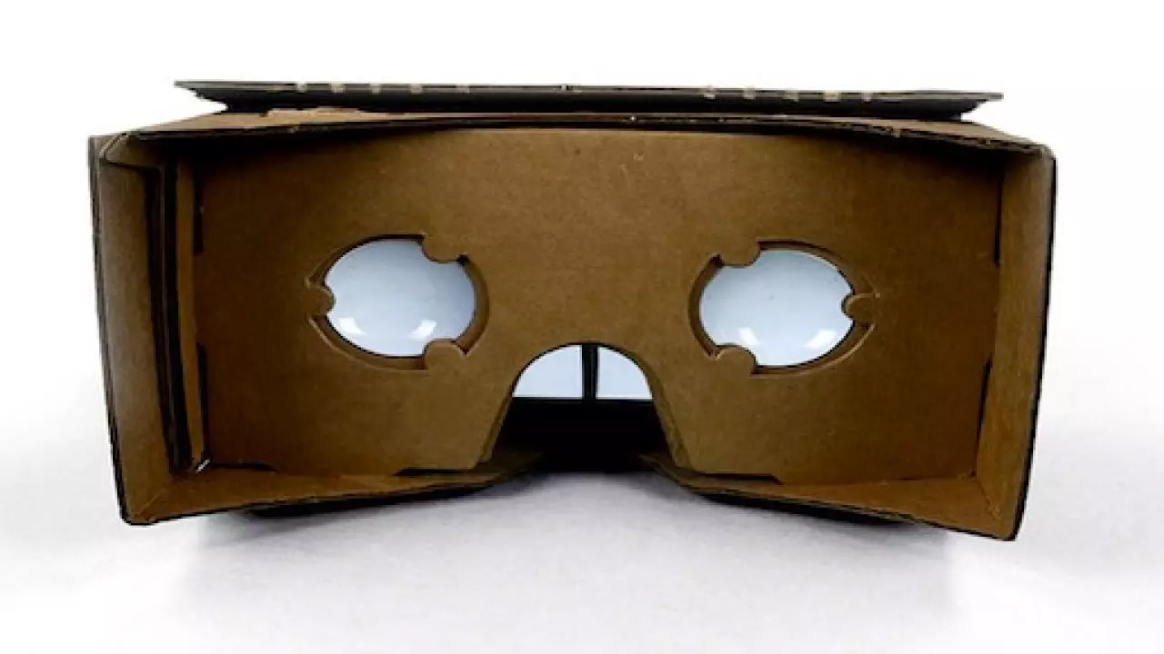 Google Cardboard transforme votre Android en un casque de réalité virtuelle DIY