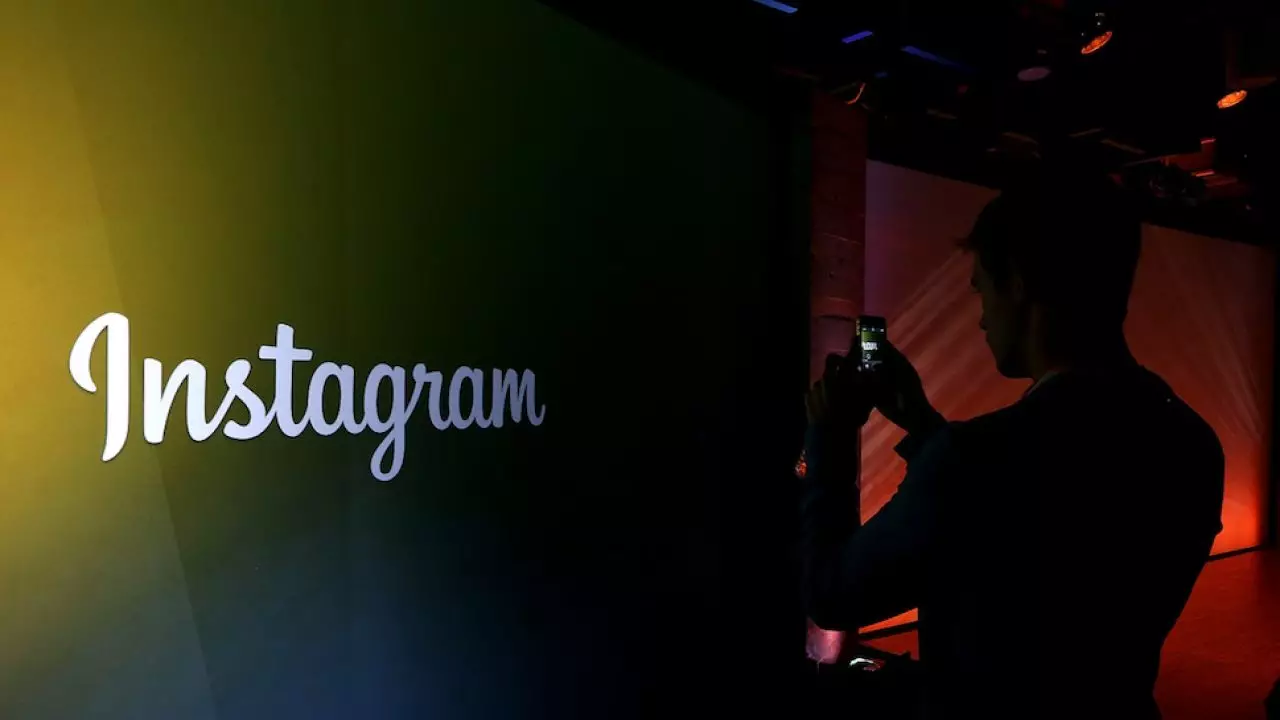Dragi Bože: Neka Instagramov algoritam postavi spamere na njihovo mjesto