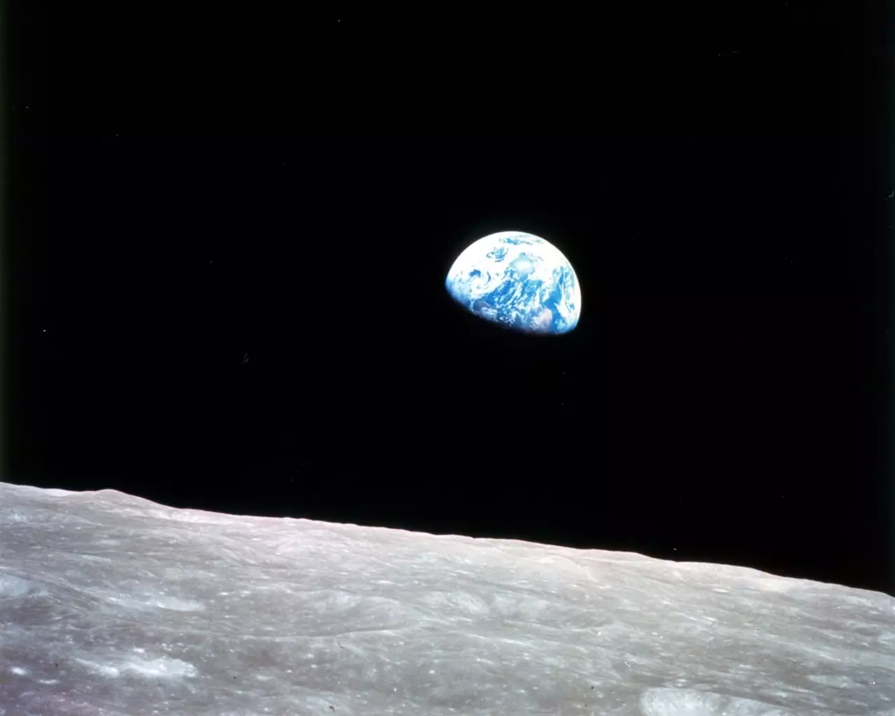 अन्तरिक्षबाट पृथ्वीको अहिलेसम्म लिइएको सबैभन्दा मन-विह्वल छविहरू 1407_3