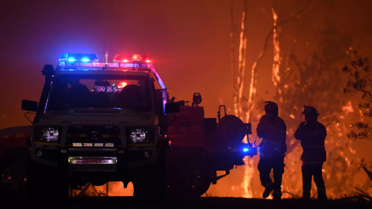 Το Μετεωρολογικό Γραφείο λέει ότι η πιο ζεστή και ξηρή χρονιά στην ιστορία οδήγησε σε ακραίες πυρκαγιές