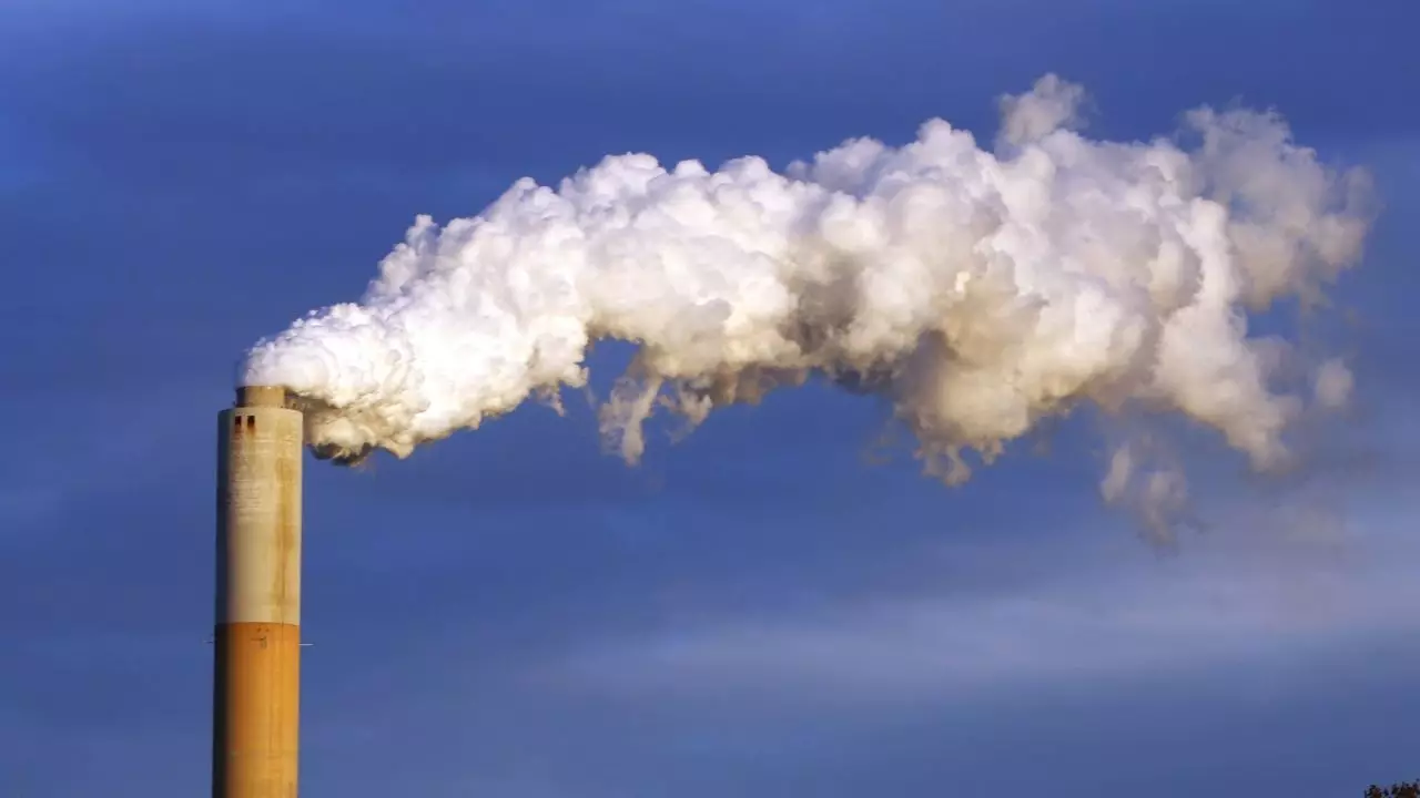 Луѓето не можат да престанат да соборуваат рекорди за емисија на јаглерод