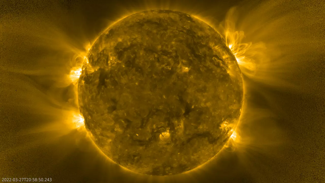 شمسی مدار سورج کی افراتفری کی سرگرمی کی شاندار تصاویر کھینچتا ہے۔
