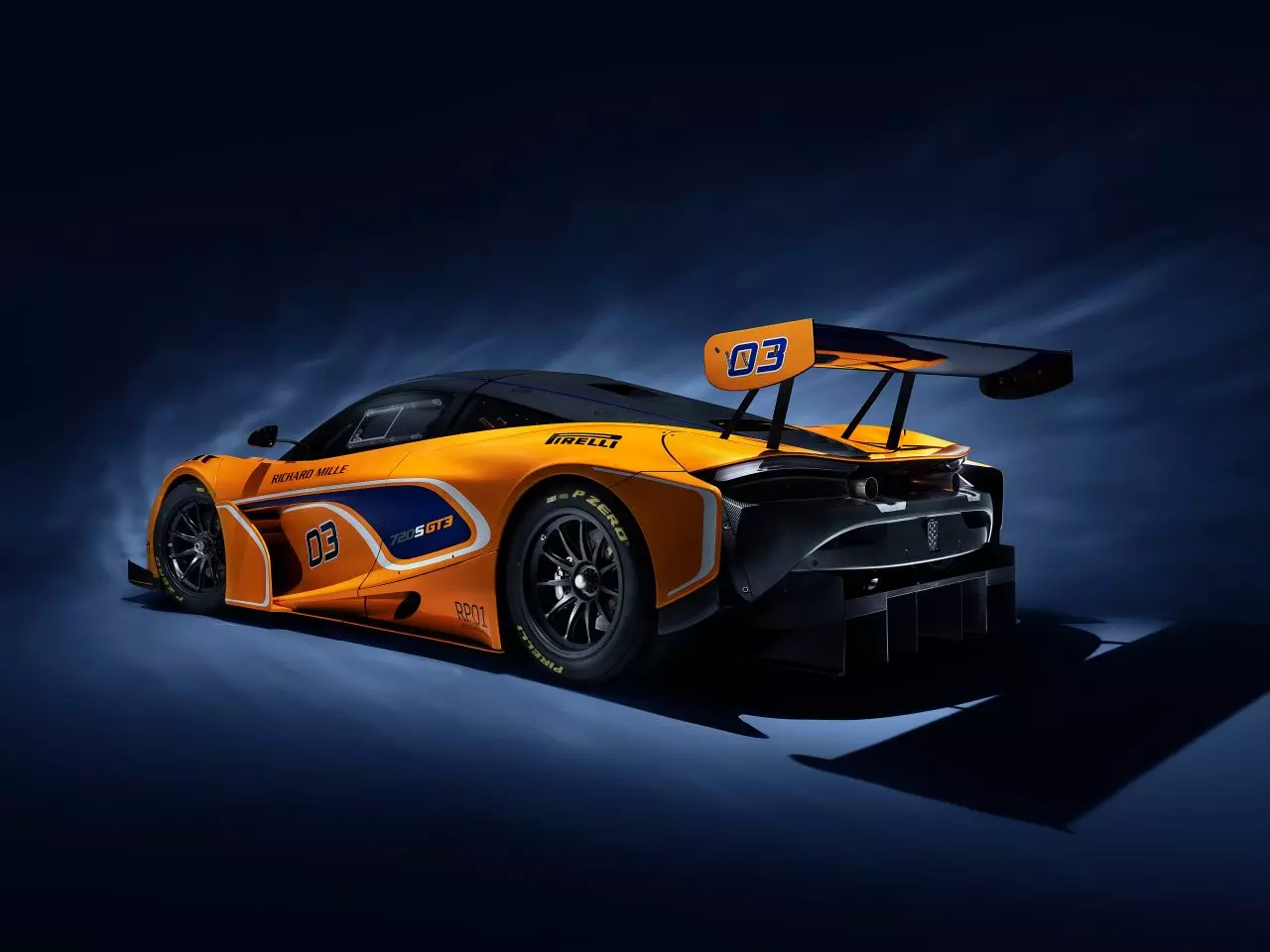 „McLaren 720S GT3“ yra lenktyninė „McLaren“ versija, kurios jūs pavydite