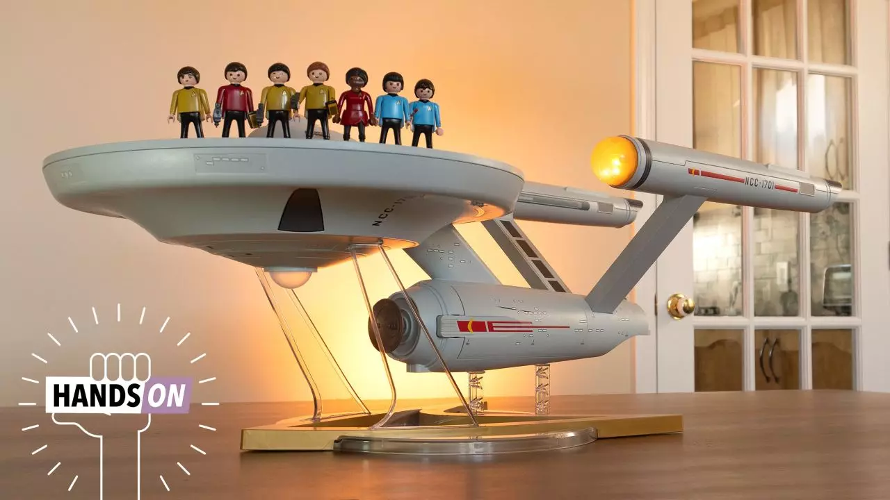 Playmobil'in USS Enterprise'ı, Yetişkin Çocuklara Yönelik Kare Olarak Hedeflenen Harika Bir Devasa Star Trek Oyun Setidir