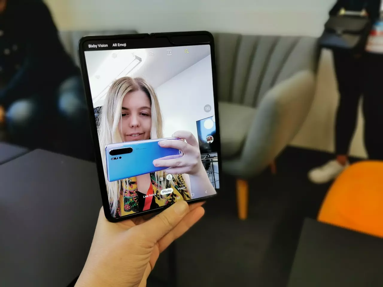 Samsung Galaxy Fold: Adolygiad Awstralia Ni allwn Alw Adolygiad