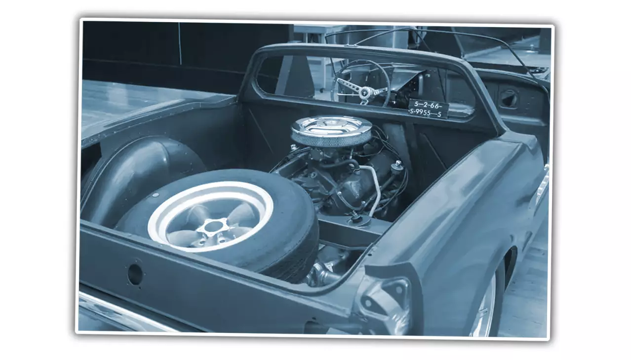 Форд 1960-нчы еллардан алып, бу урта двигатель Мостанг концепциясе турында бернәрсә дә хәтерли алмый