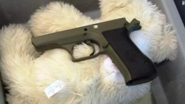 TSA finner Mikke Mus med våpen i bagasjen til en fireåring