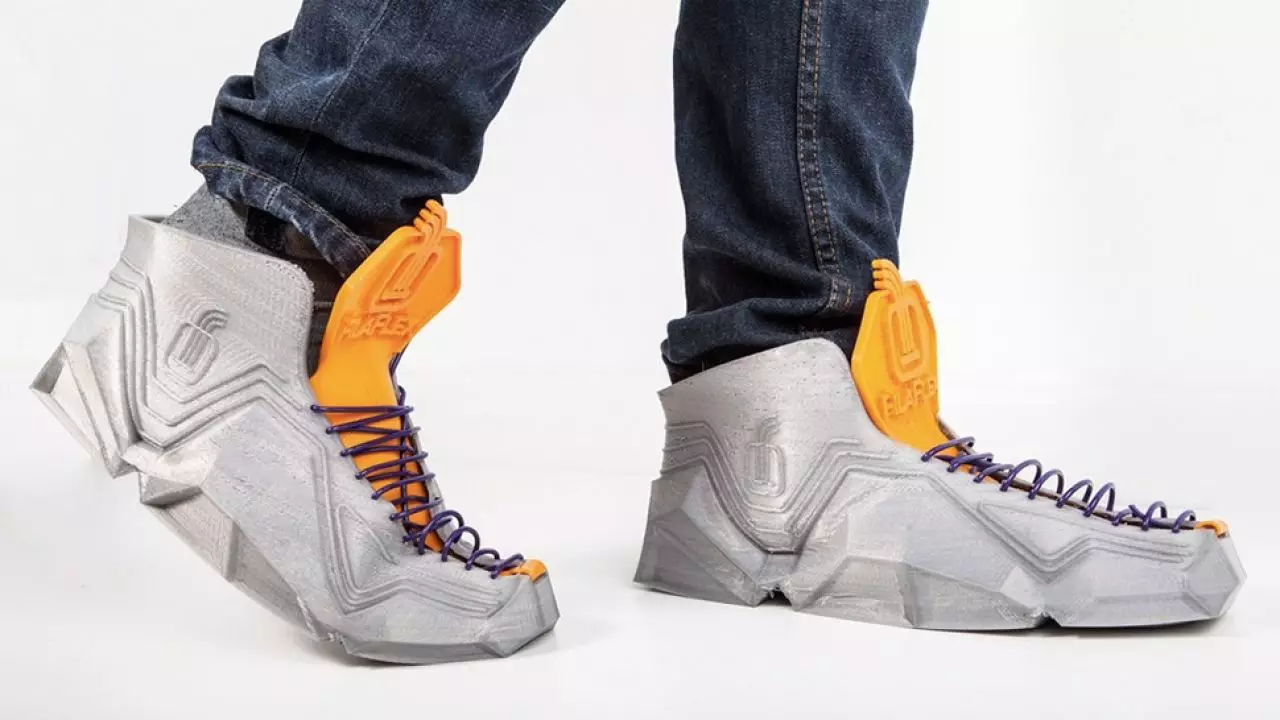 Filamenti Mpya Inayobadilika Hukuwezesha Kuchapisha Sneakers Maalum za 3D