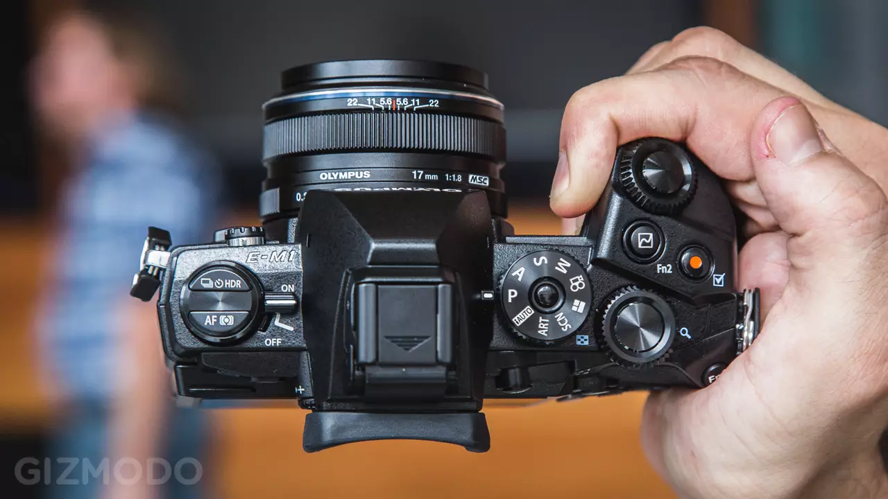 Olympus OM-D E-M1 Hands-On: atât de fierbinte încât nu vei crede că este fără oglindă