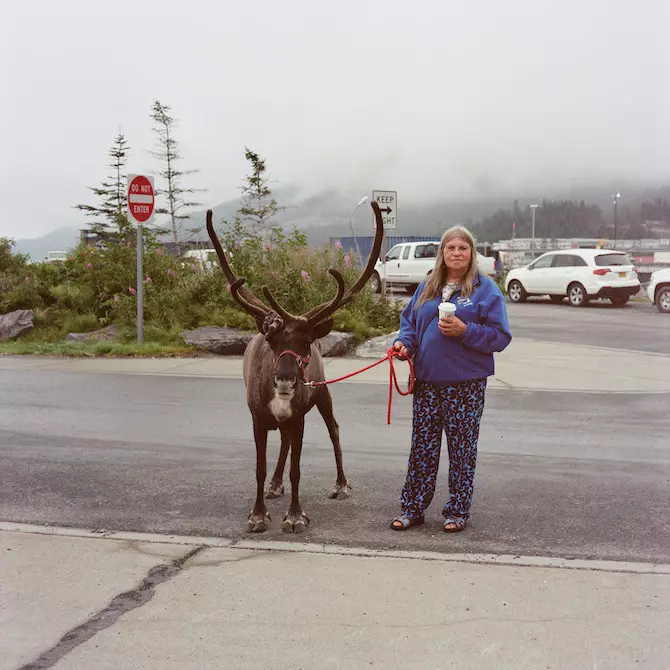 Tek Çatı Altında Yaşayan Alaska Kasabası