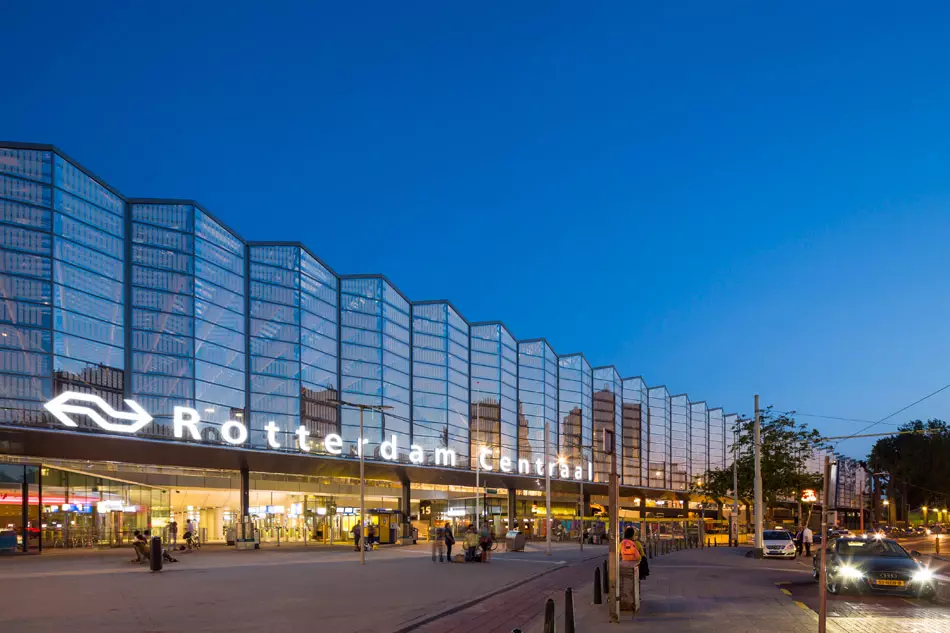 Mkati mwa Rotterdam's Super-Efficient New Train Terminal